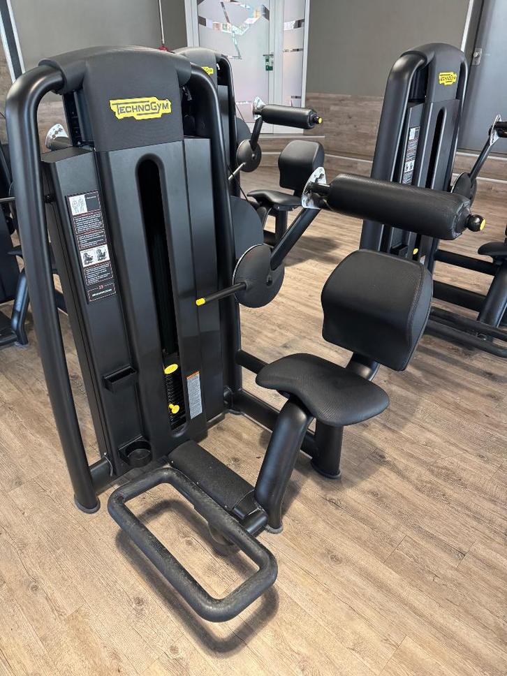 Technogym Selection Pro 900 Lower Back - Hype Fitness